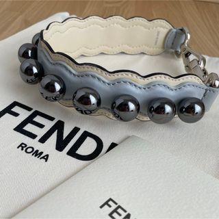 FENDI - 新品未使用 FENDI フェンディ ストラップユー FENDI - 新品未使用 FENDI フェンディ ストラップユー