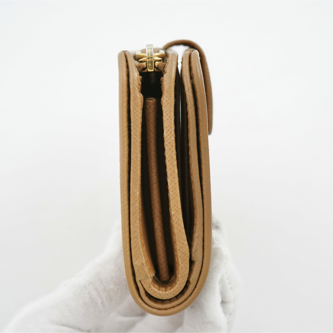 極美品】PRADA プラダ L字 コンパクト ブラウン サフィアーノ 極美品】PRADA プラダ L字 コンパクト ブラウン サフィアーノ
