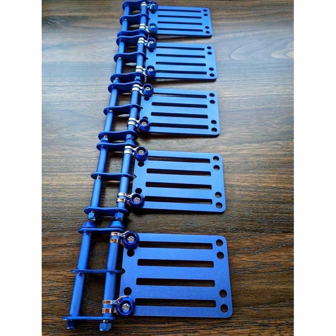 レッド×シルバー 3連チェーン付きニックス風ベルトループ 腰道具 レッド×シルバー 3連チェーン付きニックス風ベルトループ 腰道具