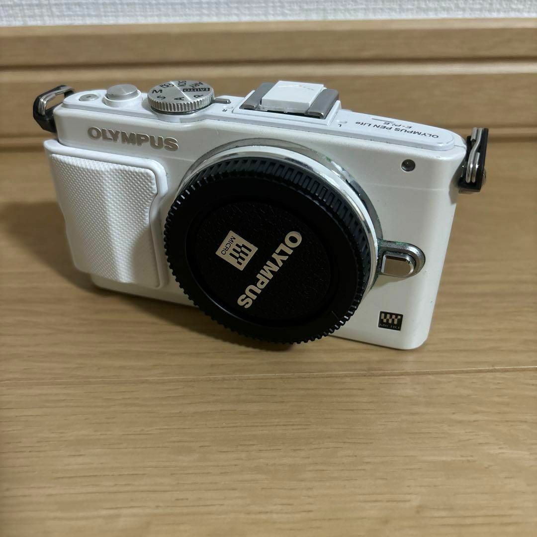 OLYMPUS オリンパス PEN E-PL6 真っ黒 ミラーレス一眼カメラ OLYMPUS オリンパス PEN E-PL6 真っ黒 ミラーレス一眼カメラ