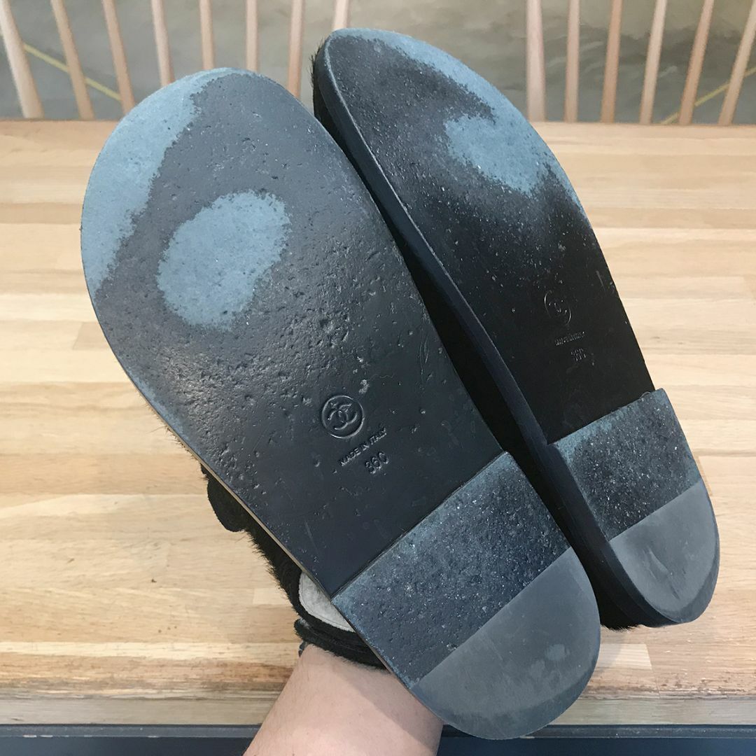 超美品 シャネル フットベッド ベルクロ サンダル ファー ハラコ 超美品 シャネル フットベッド ベルクロ サンダル ファー ハラコ