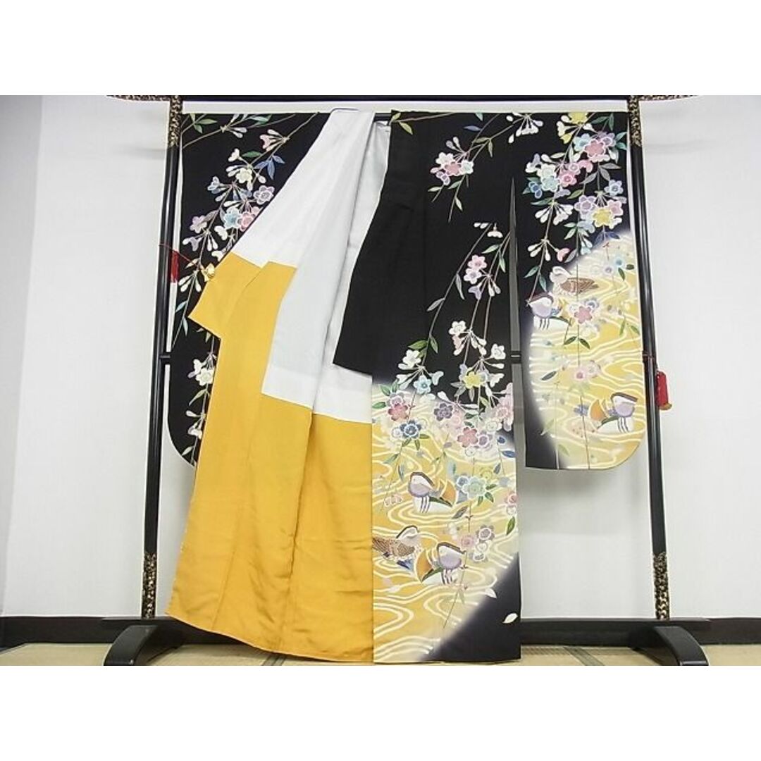 □豪華振袖、駒刺繍、御所車鴛鴦花文、鳳凰文、金彩、逸品 □豪華振袖、駒刺繍、御所車鴛鴦花文、鳳凰文、金彩、逸品