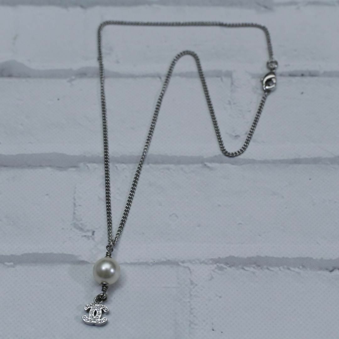 匿名配送】CHANEL シャネル ネックレス シルバー フェイクパール 匿名配送】CHANEL シャネル ネックレス シルバー フェイクパール