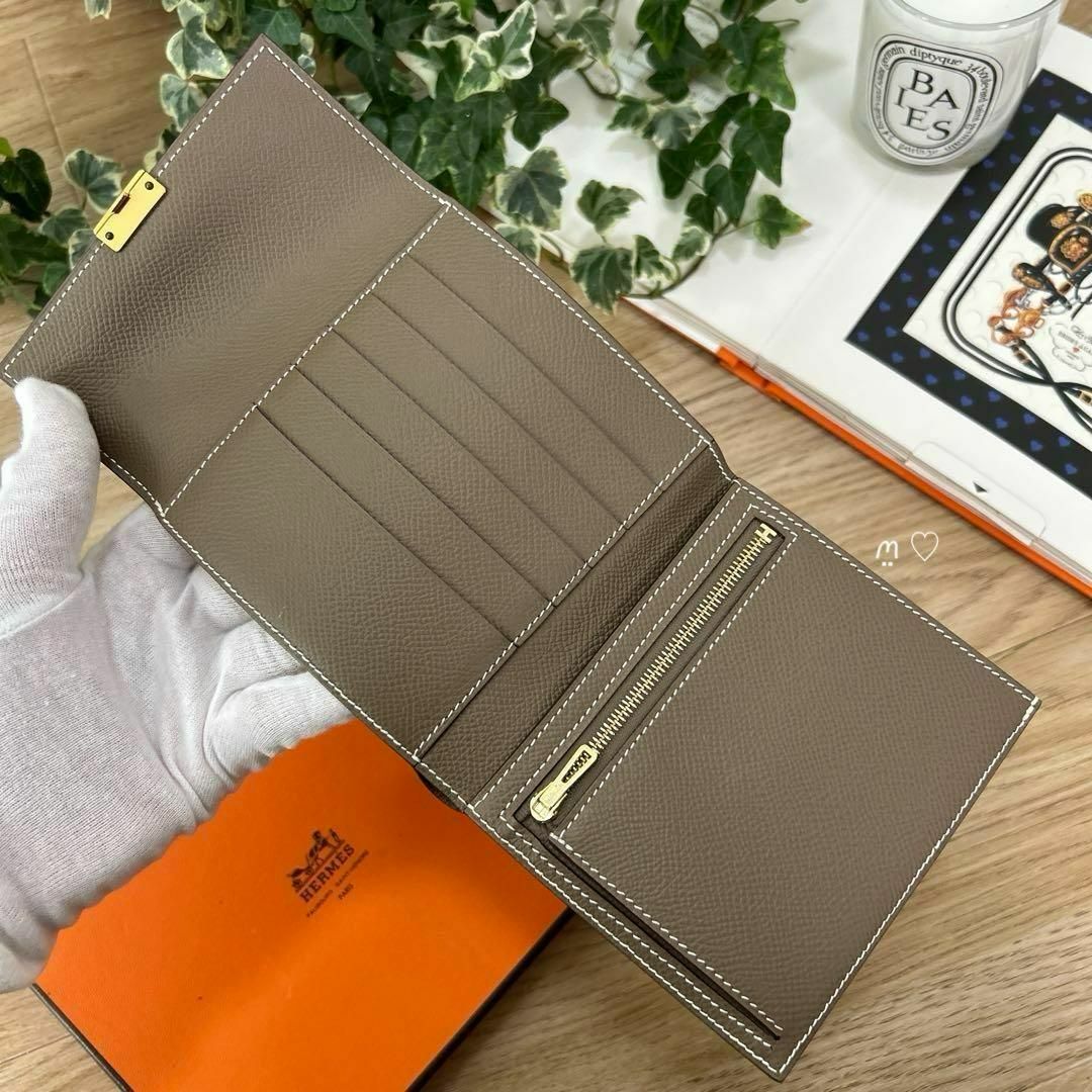 HERMES エルメス クリック12 三つ折り財布 エトゥープ ゴールド金具 HERMES エルメス クリック12 三つ折り財布 エトゥープ ゴールド金具