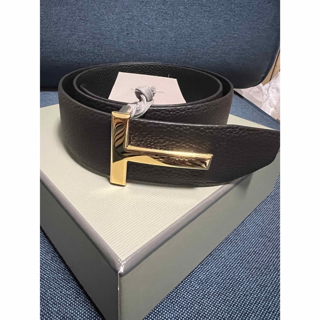 新品 Tom Ford Tロゴ リバーシブル レザー ベルト サイズEU80 新品 Tom Ford Tロゴ リバーシブル レザー ベルト サイズEU80