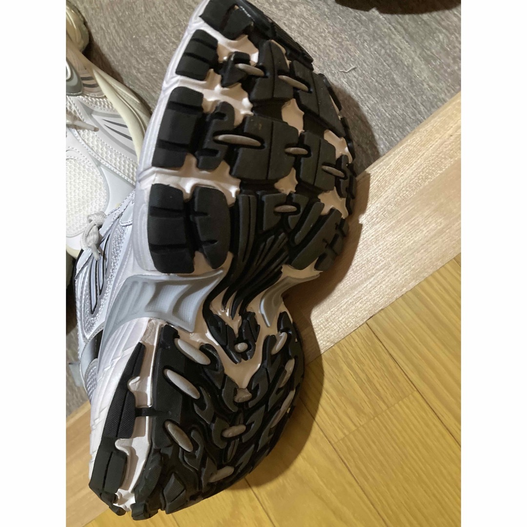balenciaga 10xl 43の通販 by ssense japan|ラクマ balenciaga 10xl 43の通販 by ssense japan|ラクマ
