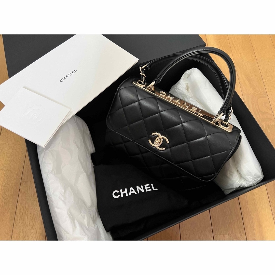 CHANEL - CHANEL トップハンドル フラップ バッグの通販 by CHANEL - CHANEL トップハンドル フラップ バッグの通販 by
