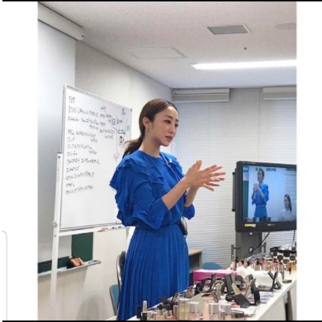 Drawer ドゥロワー 神埼恵さん着用プリーツスカート Drawer ドゥロワー 神埼恵さん着用プリーツスカート
