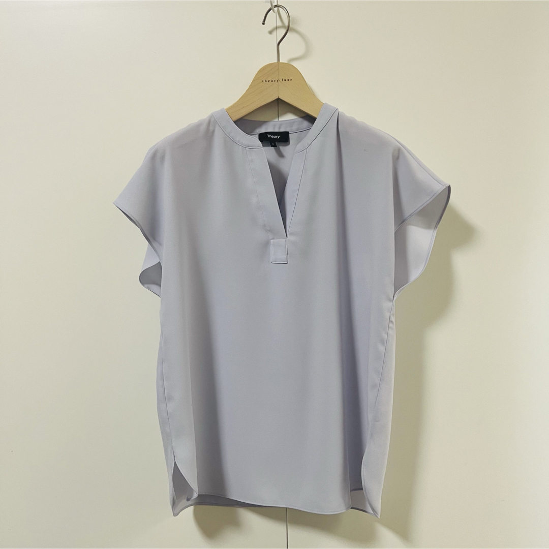 Theory - Theory 23SS 完売 店舗限定カラー スキッパーネック Theory - Theory 23SS 完売 店舗限定カラー スキッパーネック