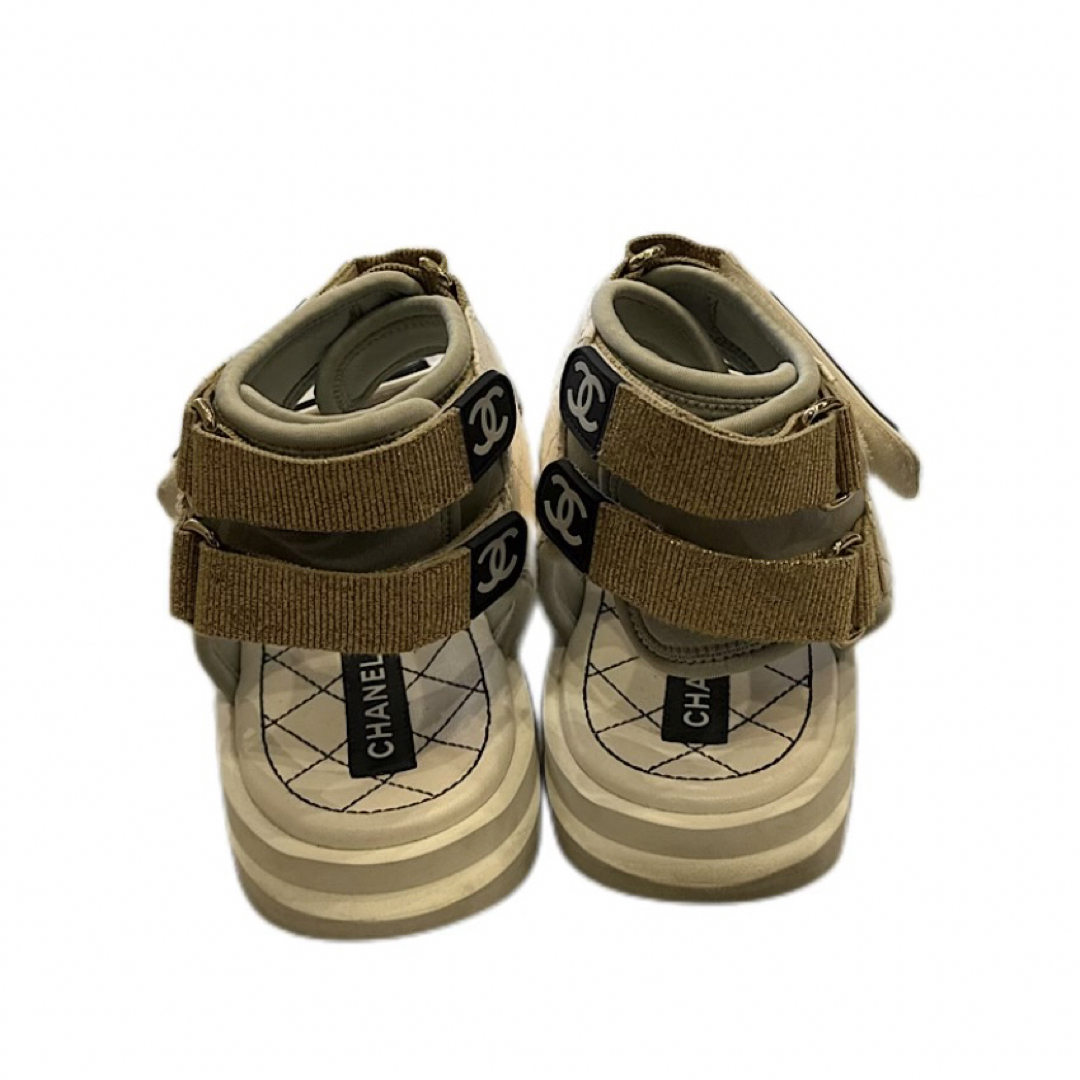 CHANEL - CHANEL シャネル スポーツサンダル ホワイト ゴールド CHANEL - CHANEL シャネル スポーツサンダル ホワイト ゴールド