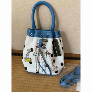 ステキ⭐️BARBARA RIHL⭐️旅行用パスポートバック もたらす ステキ⭐️BARBARA RIHL⭐️旅行用パスポートバック もたらす