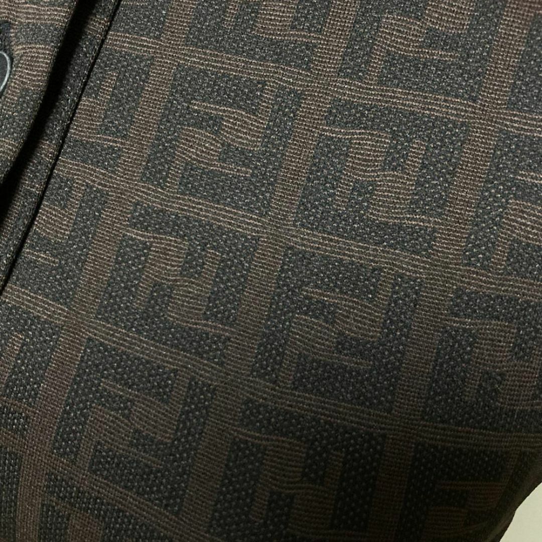 大人気モデル】未使用 FENDI ズッカ柄 ポロシャツ 半袖 総ロゴ 42 大人気モデル】未使用 FENDI ズッカ柄 ポロシャツ 半袖 総ロゴ 42