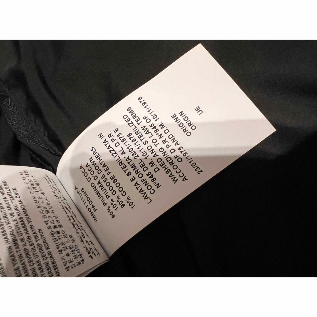 VERSACE - 新品 ヴェルサーチェ メタルボタン ダウン46の通販 by VERSACE - 新品 ヴェルサーチェ メタルボタン ダウン46の通販 by
