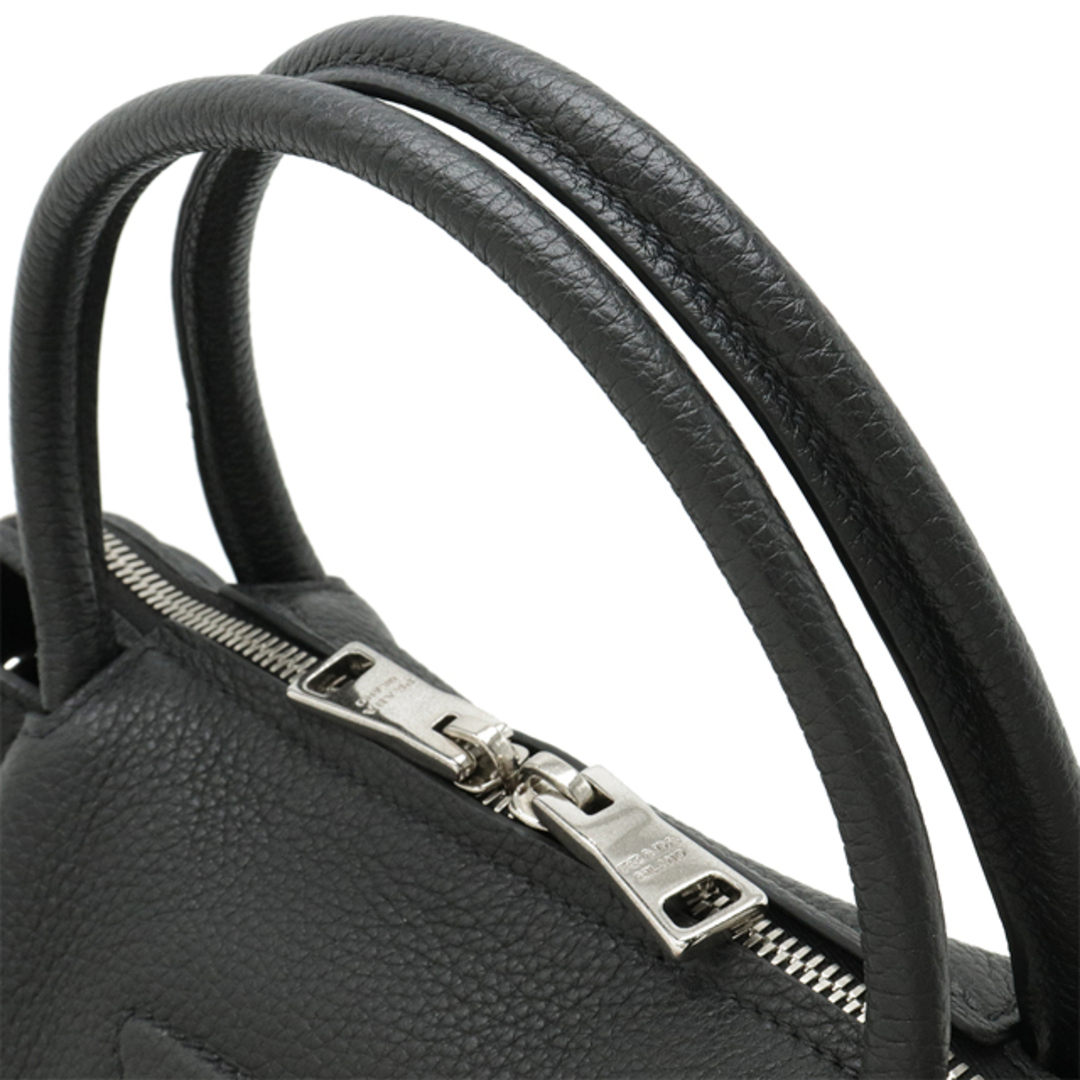 PRADA - PRADA プラダ スモール レザー ハンドバッグ 2WAY PRADA - PRADA プラダ スモール レザー ハンドバッグ 2WAY