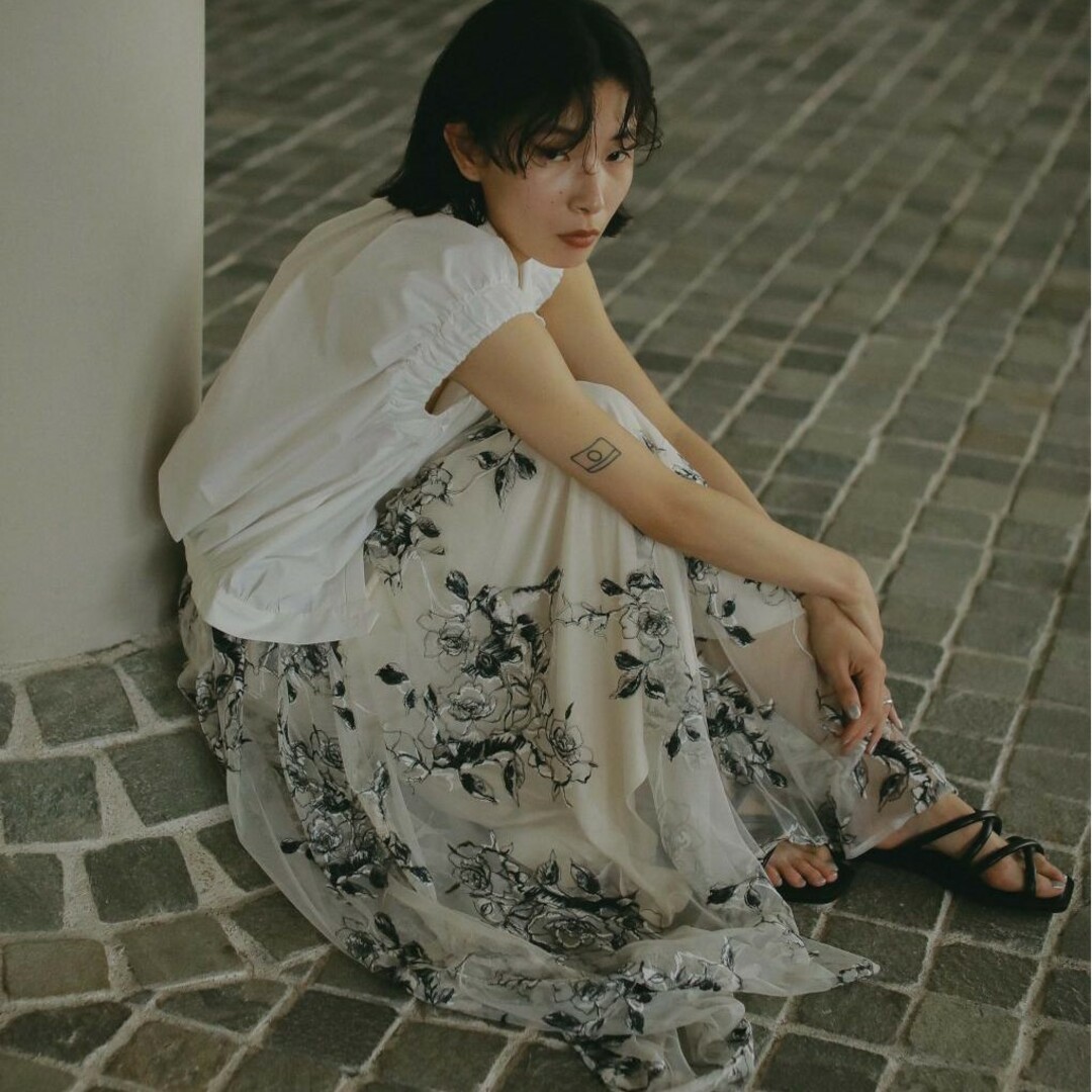 Ameri VINTAGE - AmeriVINTAGE WILD ROSE CANVAS ART SKIRTの Ameri VINTAGE - AmeriVINTAGE WILD ROSE CANVAS ART SKIRTの
