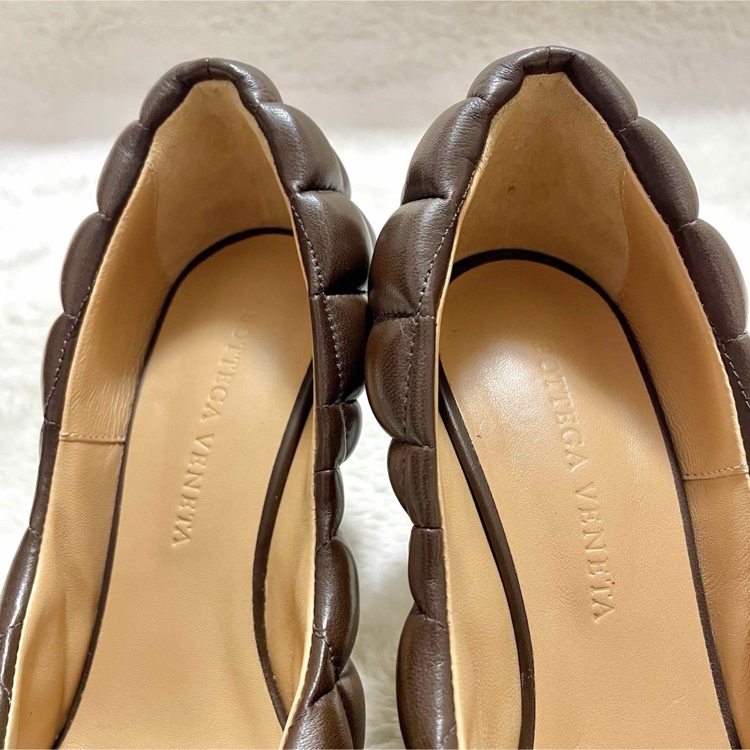 BOTTEGA VENETA - ほぼ未使用 ボッテガヴェネタ パデッド BOTTEGA VENETA - ほぼ未使用 ボッテガヴェネタ パデッド