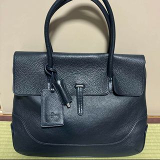 PELLE MORBIDA(ビジネスバッグ)のフリマアイテム一覧 PELLE MORBIDA(ビジネスバッグ)のフリマアイテム一覧