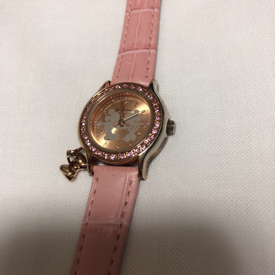 SWAROVSKI - 新品❤️スワロフスキー時計(Disney)シリアル SWAROVSKI - 新品❤️スワロフスキー時計(Disney)シリアル