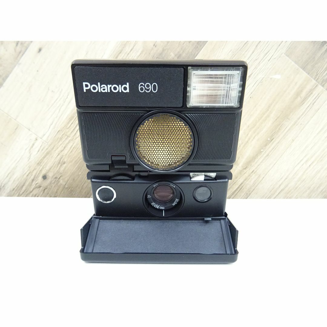 ポラロイドカメラ690 乏しい フィルム 美品 人気 カメラ ポラロイドカメラ690 乏しい フィルム 美品 人気 カメラ