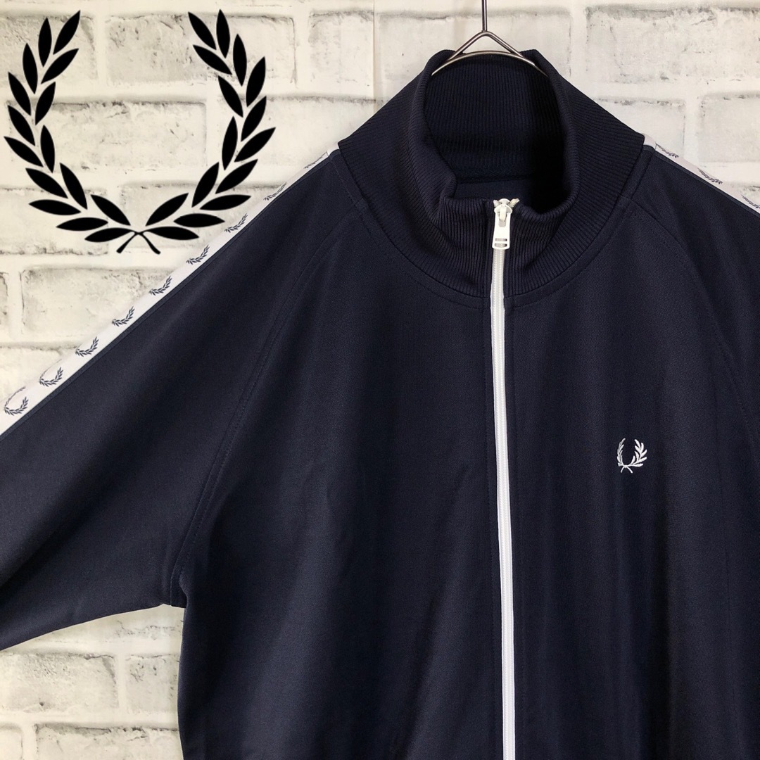 XL⭐️Fred Perry トラックジャケット 刺繍/テープ月桂樹 XL⭐️Fred Perry トラックジャケット 刺繍/テープ月桂樹