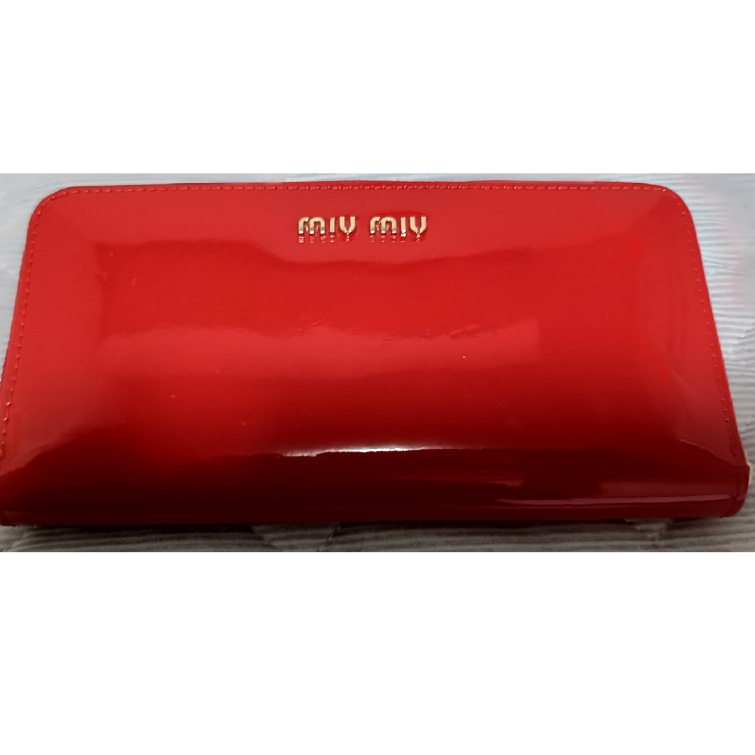 miu miu(ミュウミュウ) エナメル 長財布 miu miu(ミュウミュウ) エナメル 長財布