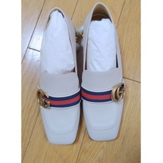 GUCCI(ホワイト/白色系)のフリマアイテム一覧 GUCCI(ホワイト/白色系)のフリマアイテム一覧