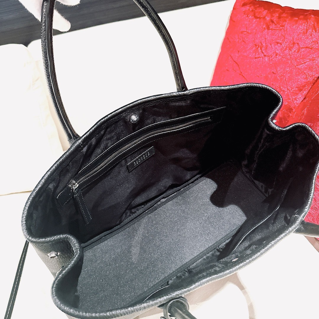 バーニーズニューヨーク メルセデス ベンツ トートバッグ 非売品 バーニーズニューヨーク メルセデス ベンツ トートバッグ 非売品