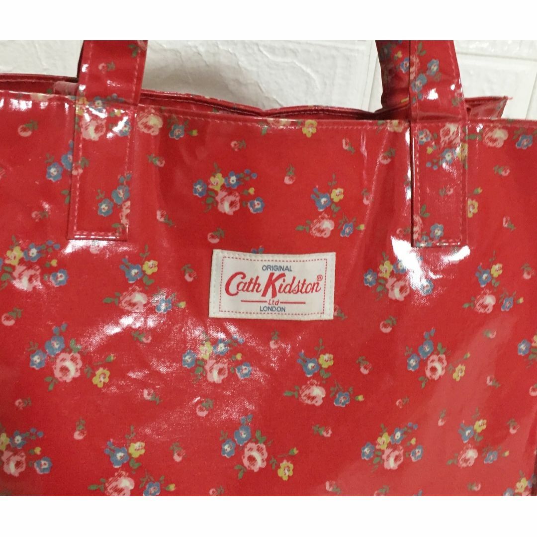 Cath Kidston - no27022 キャスキッドソン 花柄 エナメル トート Cath Kidston - no27022 キャスキッドソン 花柄 エナメル トート