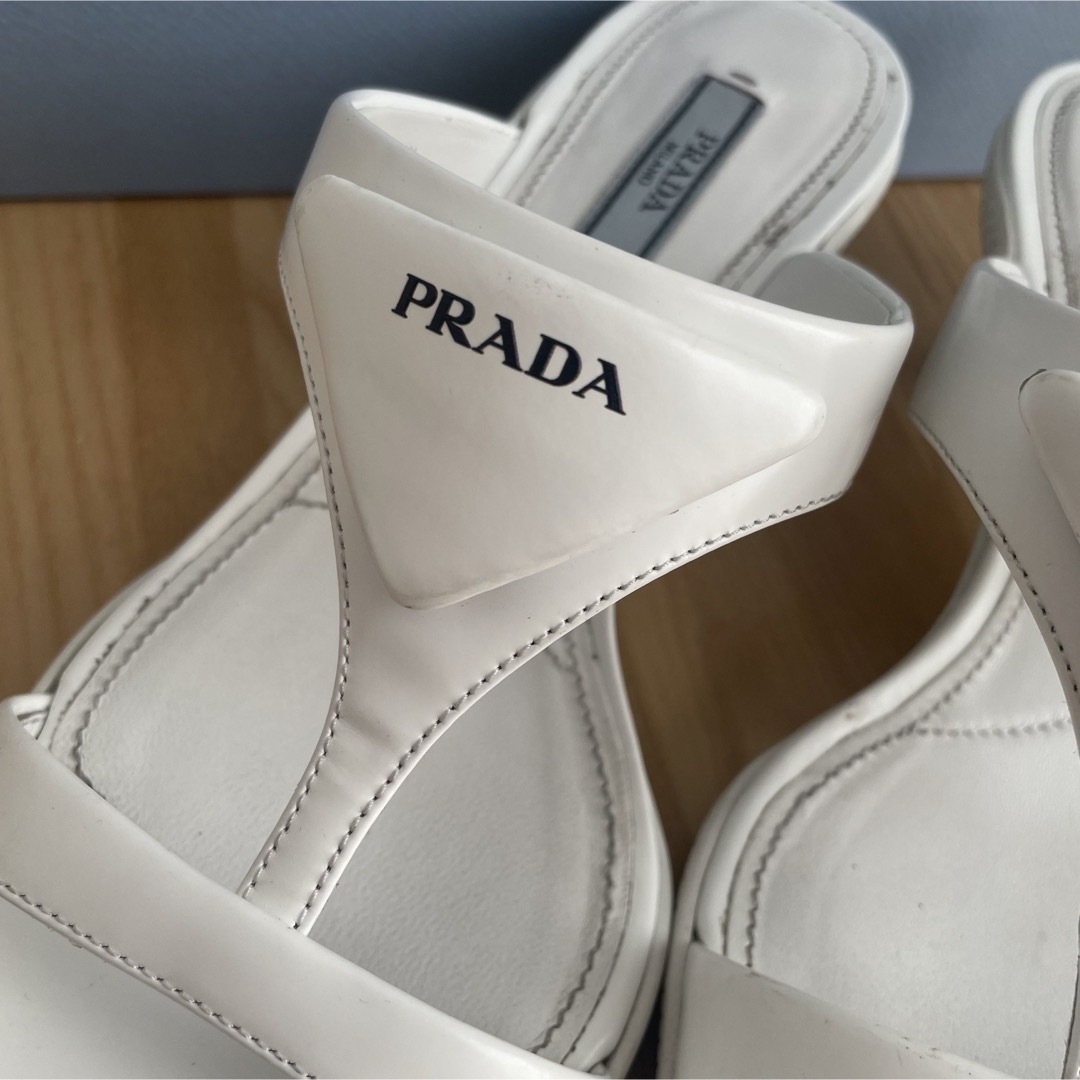 PRADA - 美品 PRADA プラダ トライアングルロゴ サンダル PRADA - 美品 PRADA プラダ トライアングルロゴ サンダル