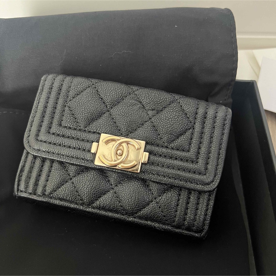 CHANEL ボーイシャネル コンパクトウォレット CHANEL ボーイシャネル コンパクトウォレット