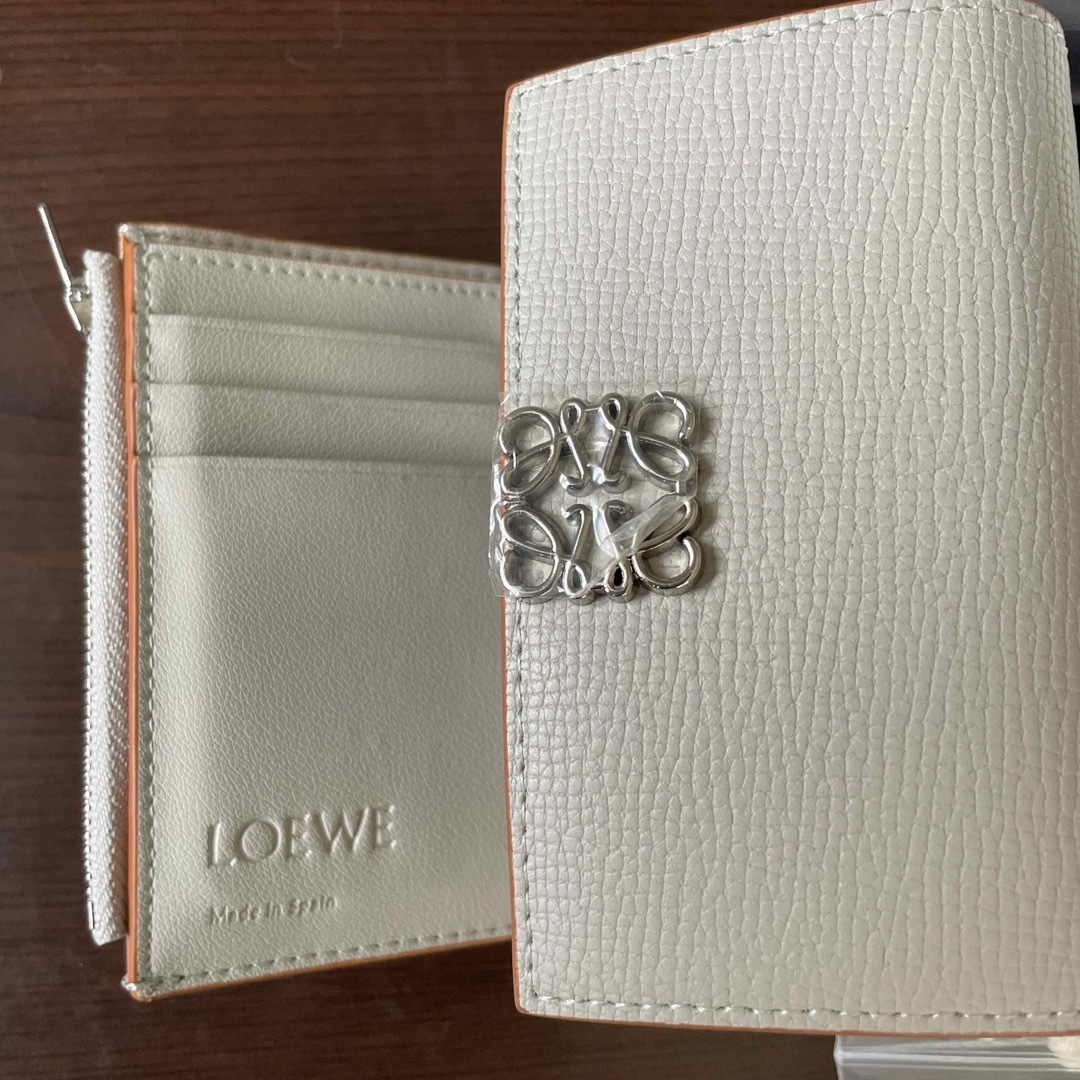 LOEWE ロエベ 三つ折り財布 スモールウォレット パールグレー 財布 LOEWE ロエベ 三つ折り財布 スモールウォレット パールグレー 財布
