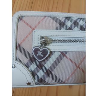 BURBERRY(財布)のフリマアイテム一覧 BURBERRY(財布)のフリマアイテム一覧