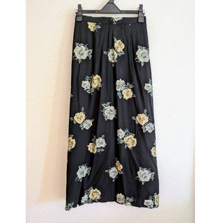 L'EST ROSE(ロングスカート)のフリマアイテム一覧 L'EST ROSE(ロングスカート)のフリマアイテム一覧