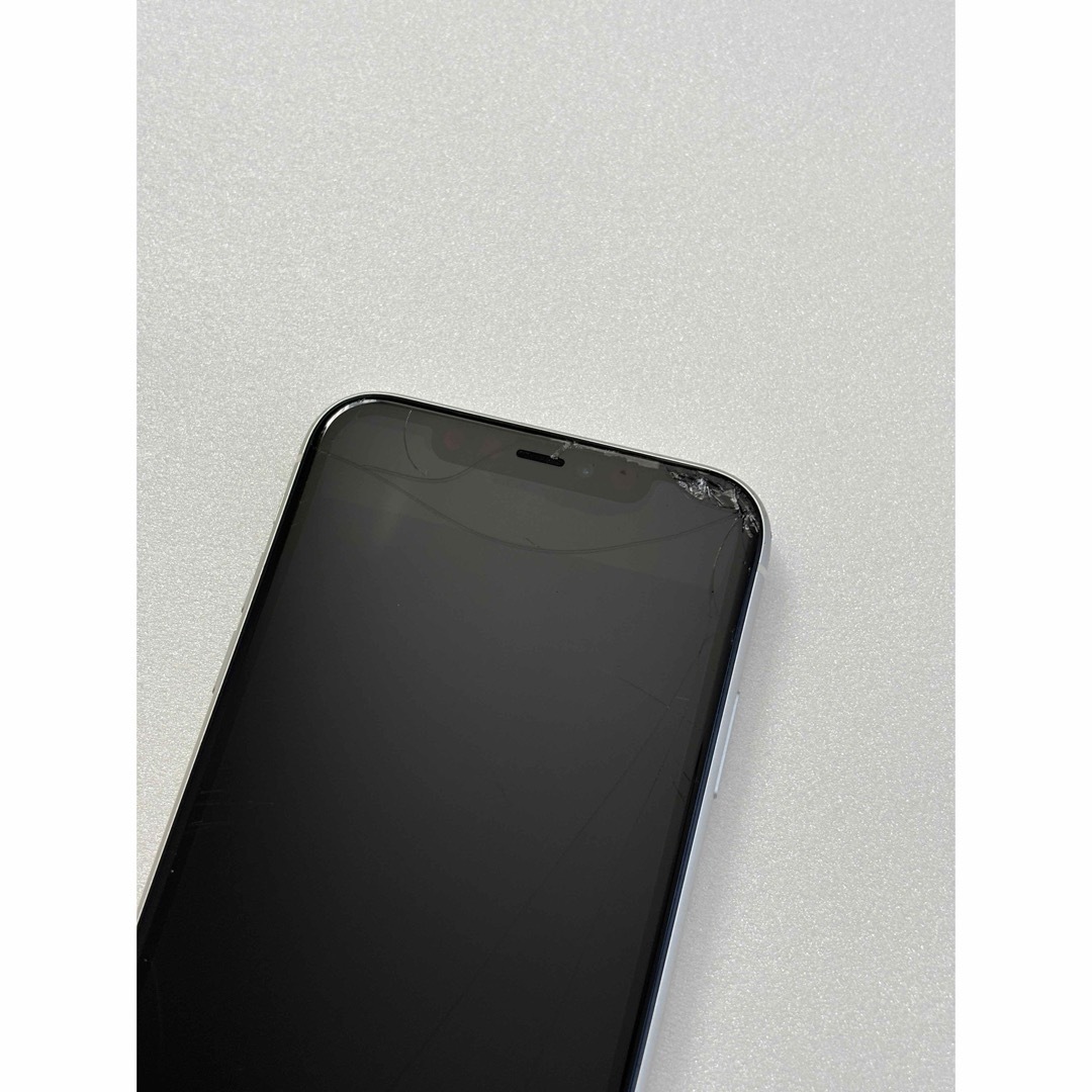 iPhone 11 ホワイト 128GB (SIMフリー) iPhone 11 ホワイト 128GB (SIMフリー)