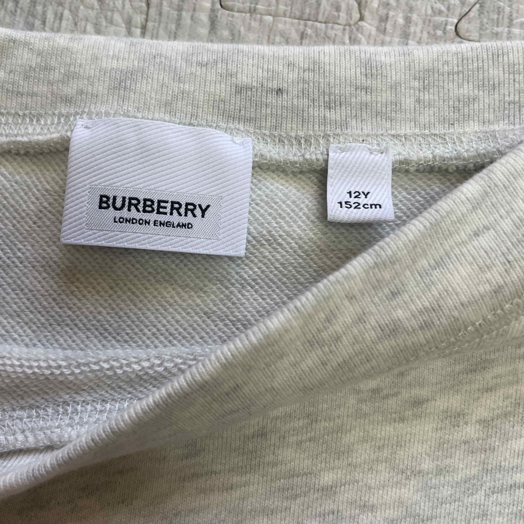 BURBERRY - バーバリー トレーナー 12Yの通販 by らん's shop BURBERRY - バーバリー トレーナー 12Yの通販 by らん's shop