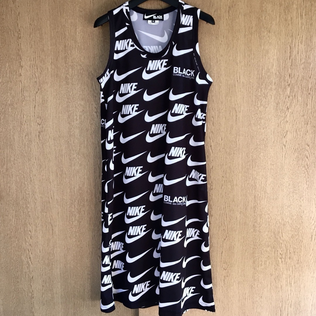 BLACK COMME des GARCONS × NIKE ワンピース BLACK COMME des GARCONS × NIKE ワンピース
