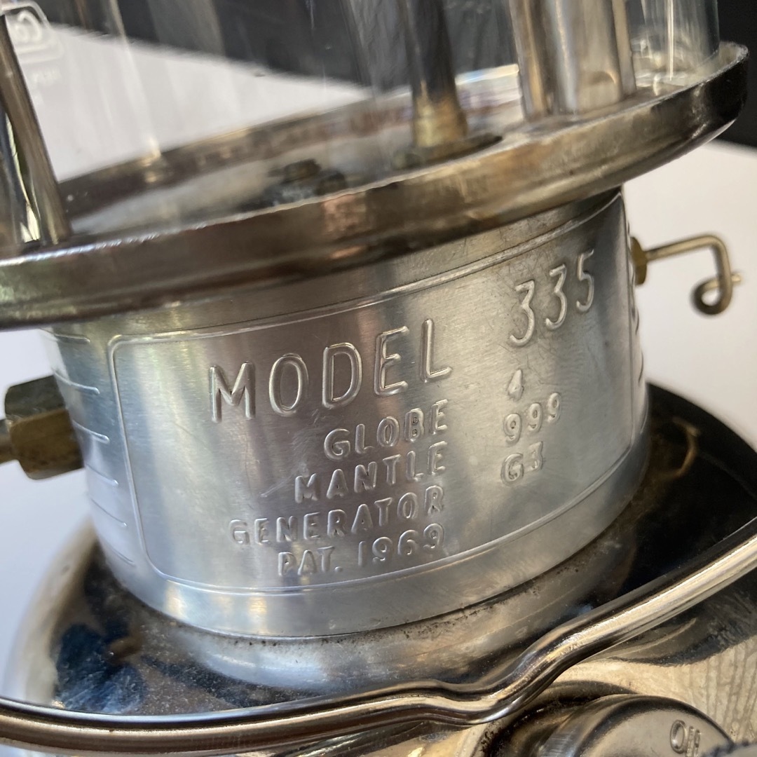 ✨Coleman✨コールマン ヴィンテージ ランタン 335モデル ケース付属 ✨Coleman✨コールマン ヴィンテージ ランタン 335モデル ケース付属