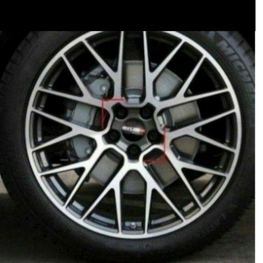 nismo - 日産ニスモホイールセンターキャップステッカー4枚組 nismo - 日産ニスモホイールセンターキャップステッカー4枚組