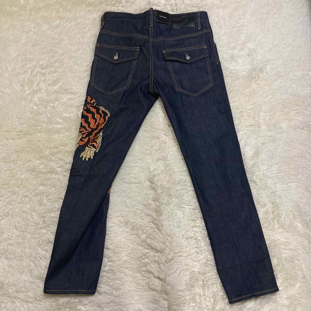 DSQUARED2 - 未使用 希少 ディースクエアード 虎 トラ タイガー DSQUARED2 - 未使用 希少 ディースクエアード 虎 トラ タイガー