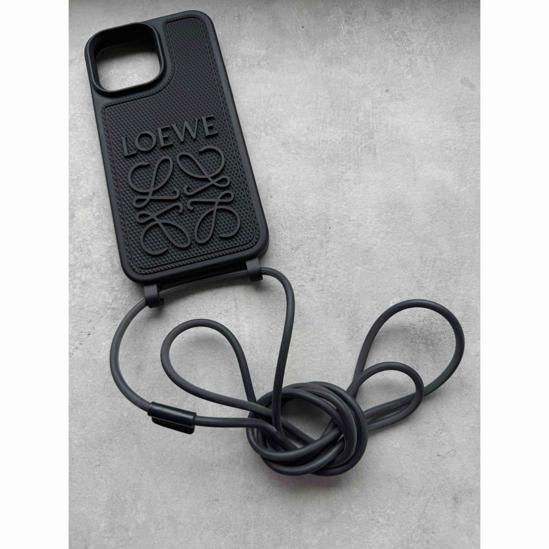 LOEWE - 美品•本物 LOEWE ロエベiPhone14ProMaxケースストラップ LOEWE - 美品•本物 LOEWE ロエベiPhone14ProMaxケースストラップ