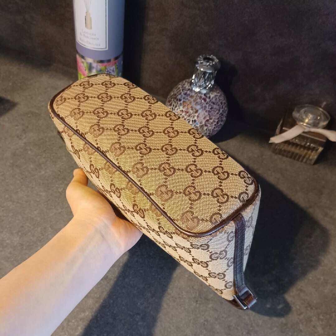 GUCCI - GUCCI アクセサリーポーチ グッチ バッグの通販 by GUCCI - GUCCI アクセサリーポーチ グッチ バッグの通販 by