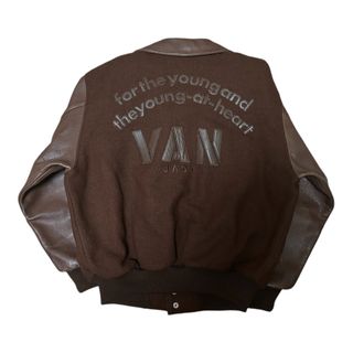 VAN スタジャン 珍妙 袖革 レザー ロゴ L ヴァン バン VAN スタジャン 珍妙 袖革 レザー ロゴ L ヴァン バン