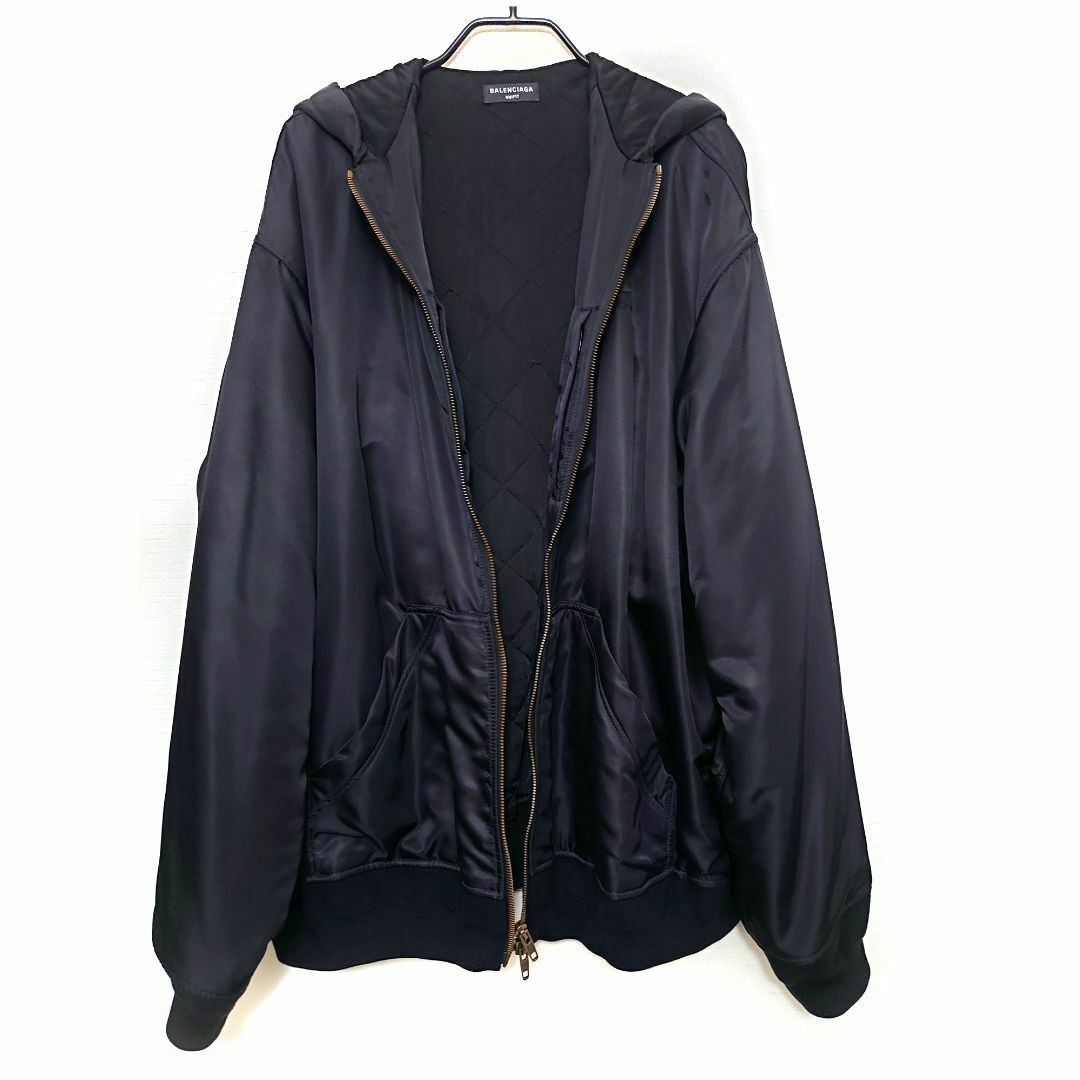 BALENCIAGA - BALENCIAGA パデットジップアップフーディ BALENCIAGA - BALENCIAGA パデットジップアップフーディ