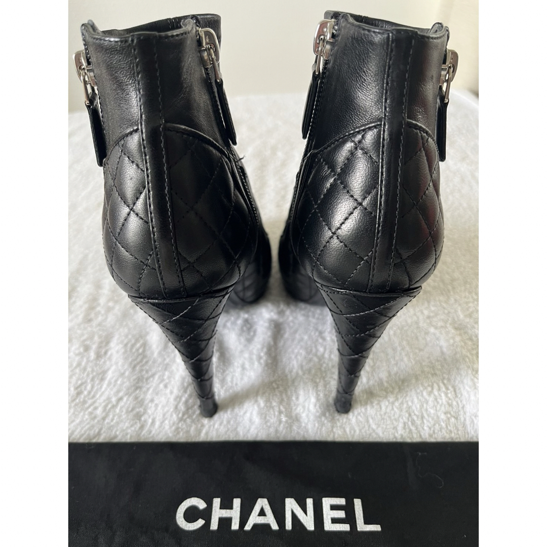 美品】CHANELのショートブーツ37 美品】CHANELのショートブーツ37