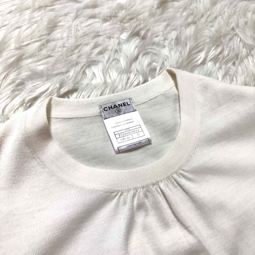 CHANEL - 本物 美品 シャネル 鍵穴装飾 ボリュームスリーブ CHANEL - 本物 美品 シャネル 鍵穴装飾 ボリュームスリーブ