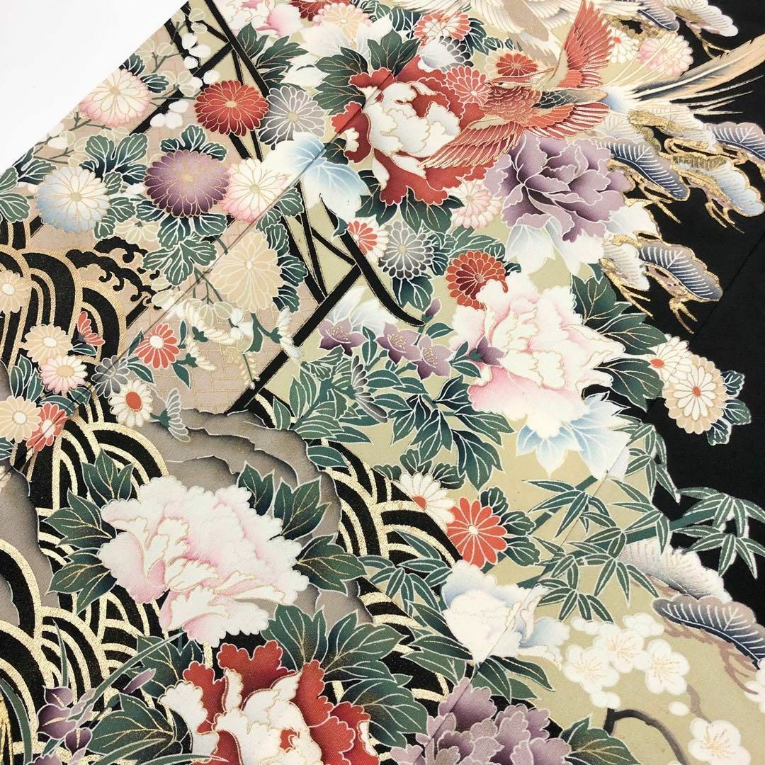 MK-1137 黒留袖 鳥 牡丹や菊などの花模様 金彩 黒色 MK-1137 黒留袖 鳥 牡丹や菊などの花模様 金彩 黒色