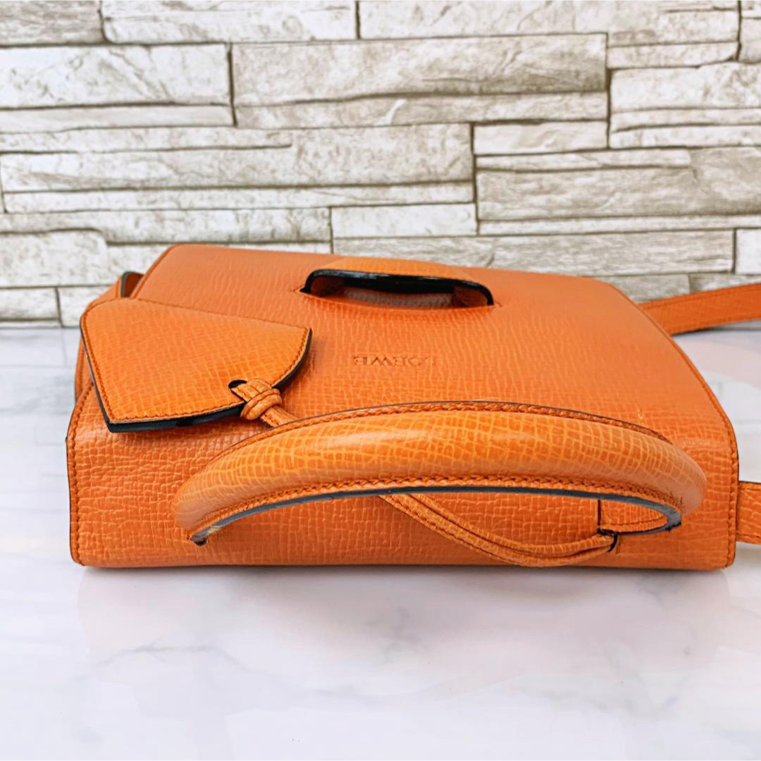 LOEWE - 【大幅割引✨】LOEWE バルセロナ ハンドバッグ ロエベ LOEWE - 【大幅割引✨】LOEWE バルセロナ ハンドバッグ ロエベ