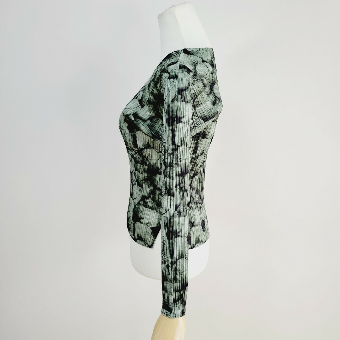 PLEATS PLEASE ISSEY MIYAKE - 【未使用品級】2006年 プリーツ PLEATS PLEASE ISSEY MIYAKE - 【未使用品級】2006年 プリーツ