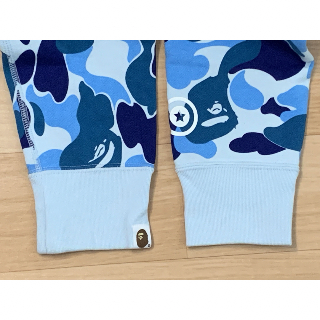 A BATHING APE - 激レア APE abc Blue シャークパーカー L A BATHING APE - 激レア APE abc Blue シャークパーカー L