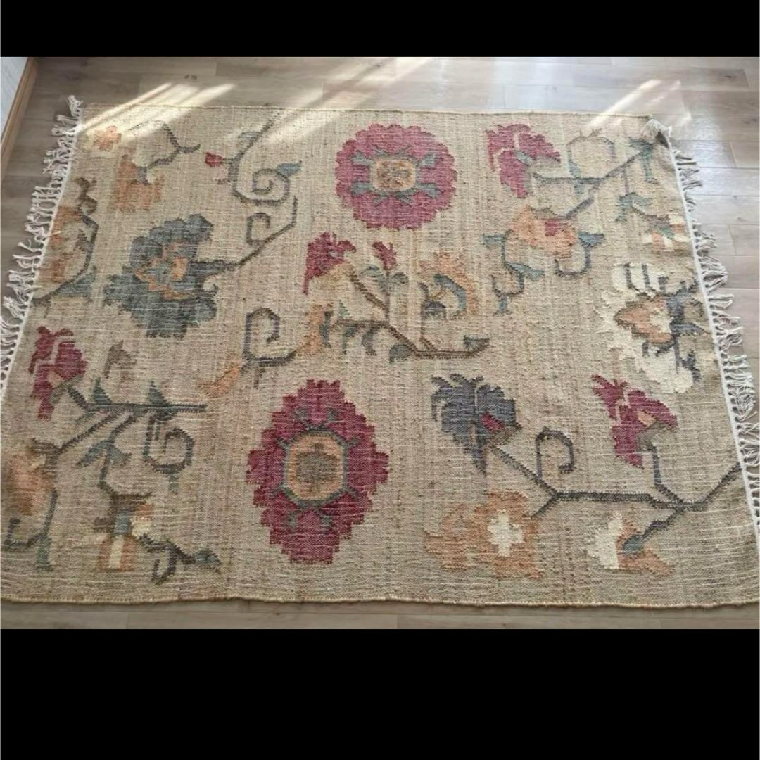 ZARA HOME - ZARA HOME ラグ ジュート 麻 花 フラワーの通販 by ZARA HOME - ZARA HOME ラグ ジュート 麻 花 フラワーの通販 by